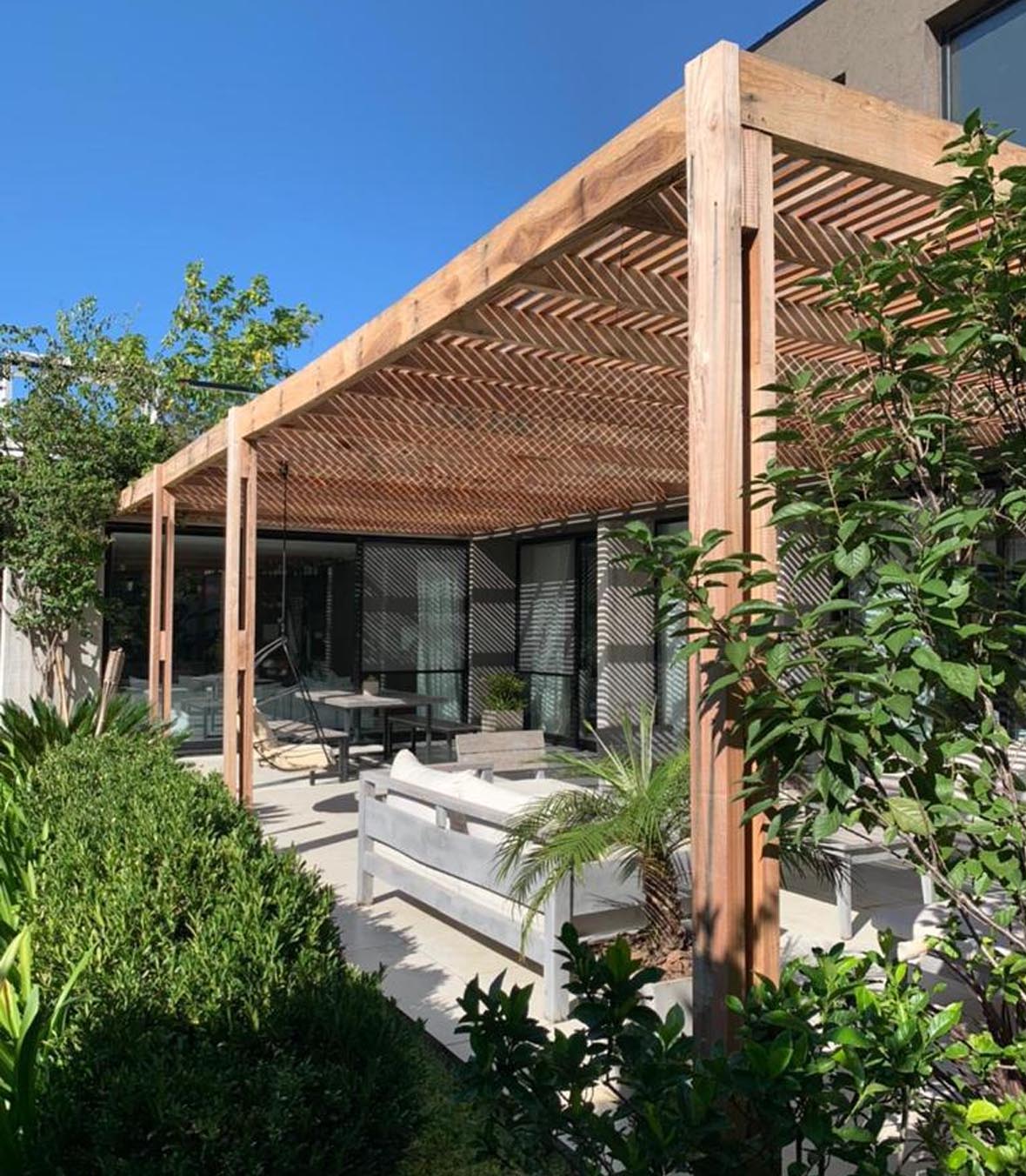 Matikrujer Construcciones - Construccion de muelles, pergolas,deck y mas